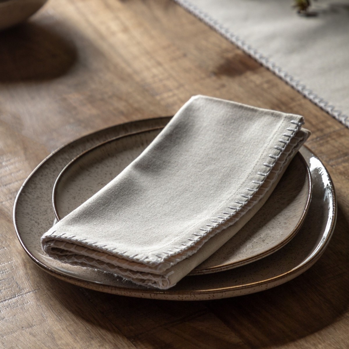 568797 Linen effect napkin (set of 4) - Manse Interiors